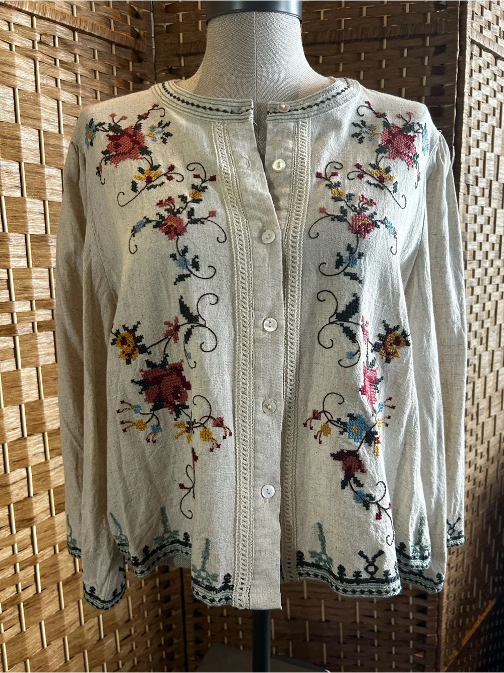 Solitaire | Tops | Solitaire Embroidered Linen Blend Boho Peasant ...